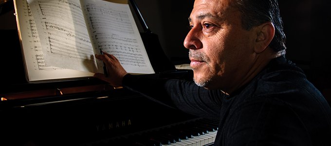 Canciones de Marvin Camacho para voz y piano - Real Academia de Bellas ...